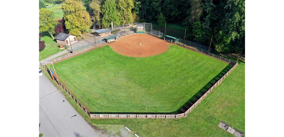 Ridgefield Little League > Home